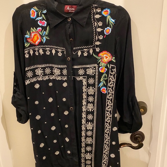 Avani | Tops | Avani Embroidered Tunic Long Shirt Worn Twice | Poshmark